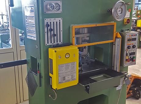 EXNER GmbH & Co KG EXNER GmbH &amp; Co KG EX40S Хидраулична преса