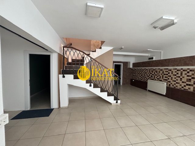 Poslovni prostor, Vračar, 122m2, u dva nivoa sa garažnim mestom ID#5095
530.000 €