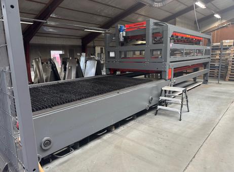 2022 BYSTRONIC ByStar 4020 15kW + ByTrans Extended