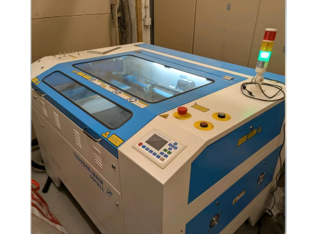 Mašina Thunderlaser CO