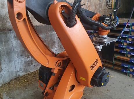 Робот Робот палетар КУКА KR40PA KRC2ед05