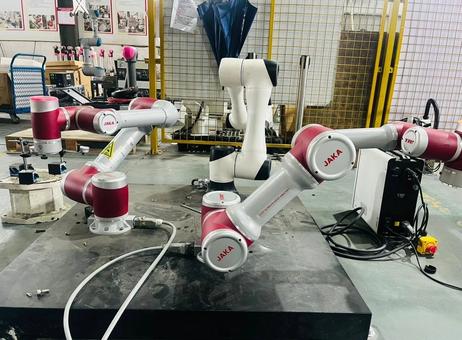 Робот Cobot JAKA ZU 7, CAB 12