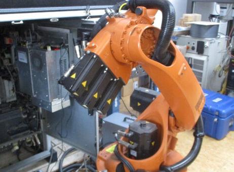 Робот KUKA KR6-2 KRC2ed05