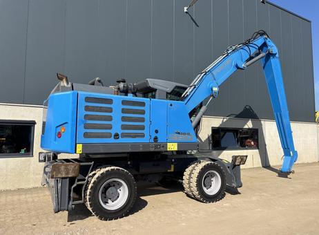 Fuchs MHL320F Телескопски манипулатор материјала