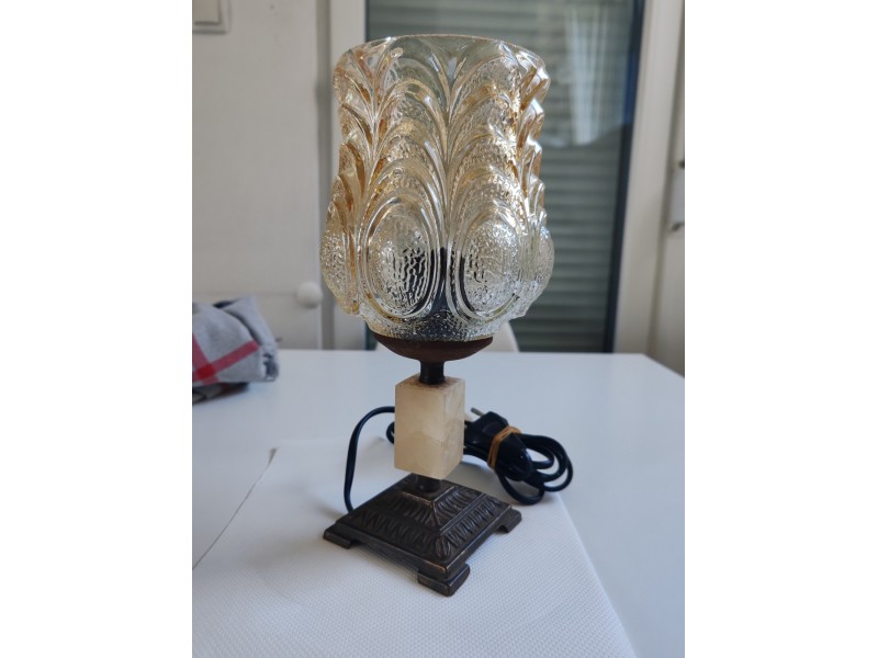 RETRO STONA LAMPA RELJEFNO STAKLO I ONIKS ISPRAVNA