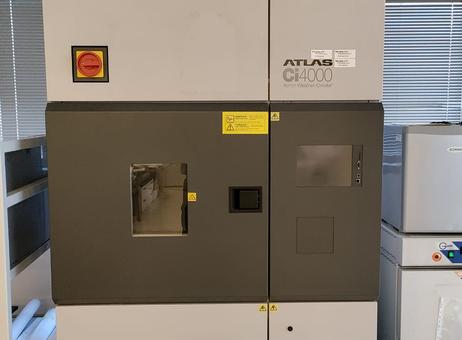 Mašina za plastiku Xenontest Atlas Ci400