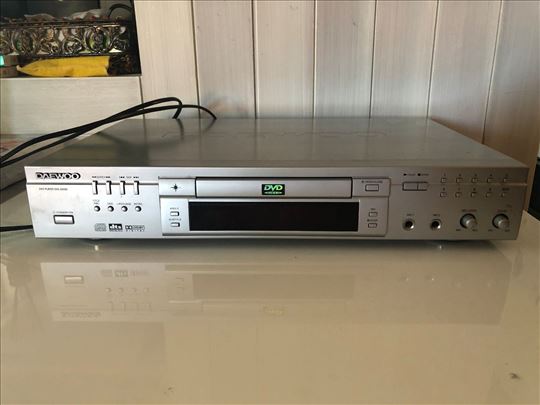 Daewoo DVD player sa mikrofonom – karaoke model