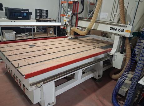 OMNI 1530 industrijski CNC ruter za drvo / MDF / PVC / Pleksi