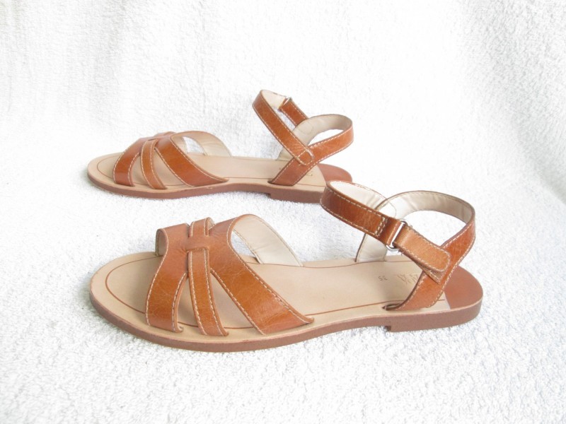 SANDALE "ZARA" 35 KOZNE