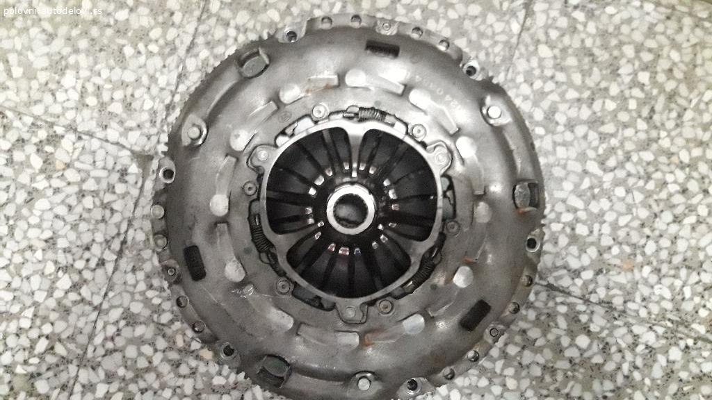 SET KVACILA SA ZAMAJCEM PASSAT B7,,,2.0 TDI