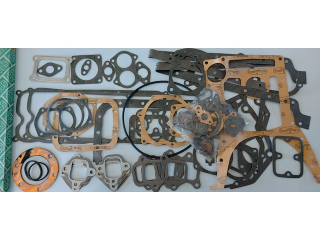 Gasket set, Fiat 330.30 H truck, engine 8210.22