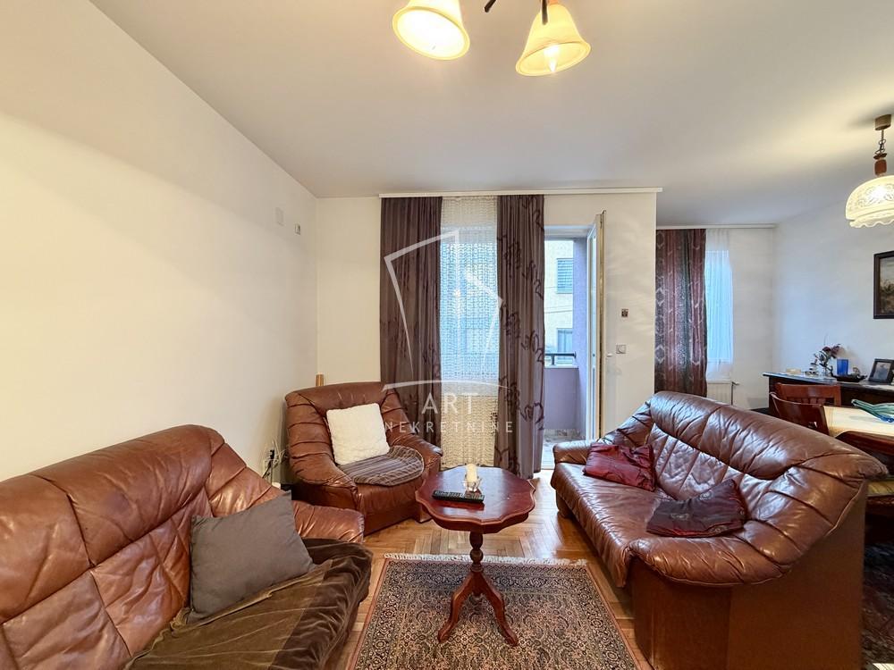 Ilije Pavlovića, Dvosoban stan na prodaju, 42m2, 120.000€
