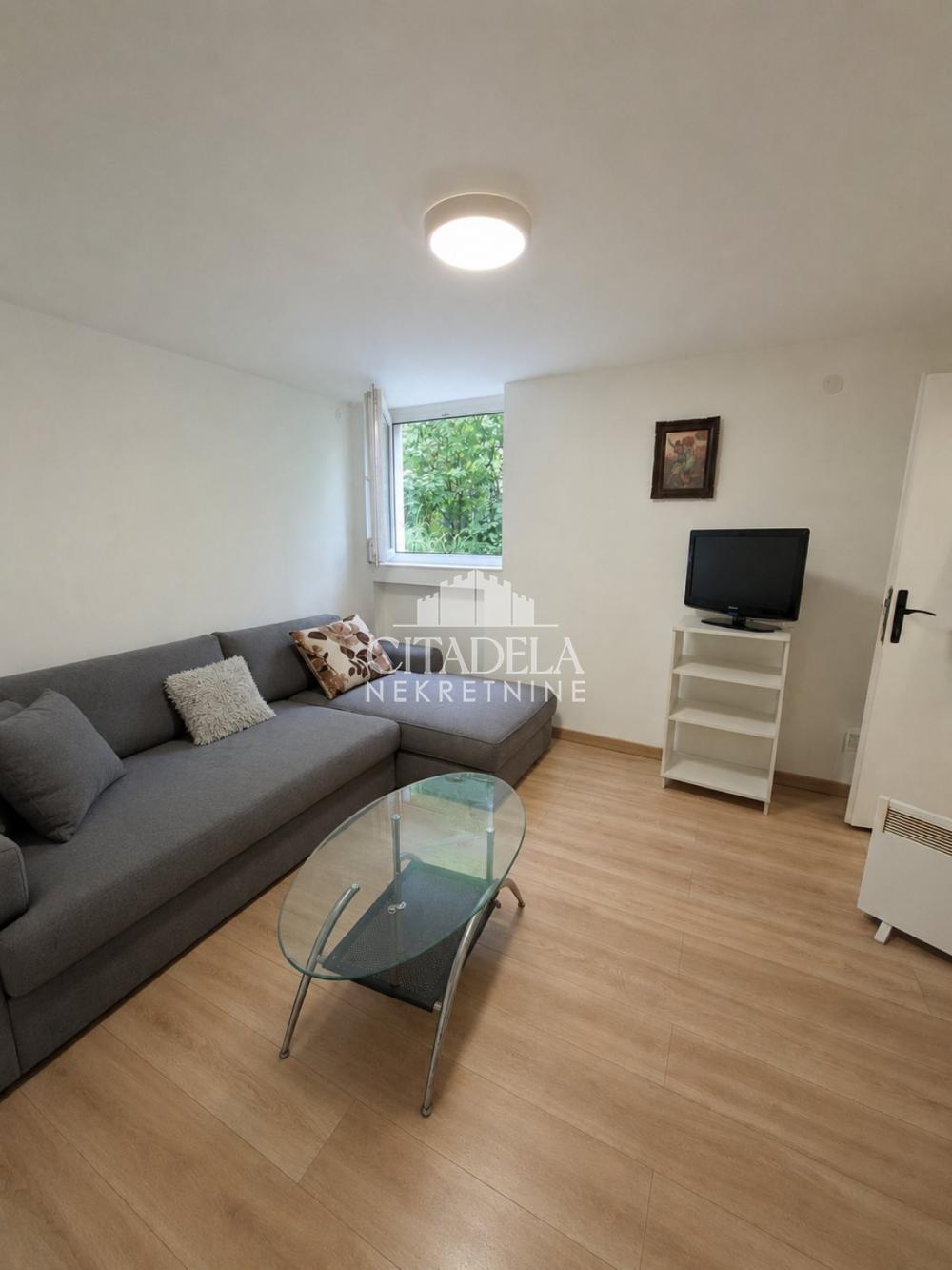 Aleksandra Stamboliskog, Jednoiposoban stan na prodaju, 26m2, 87.000€