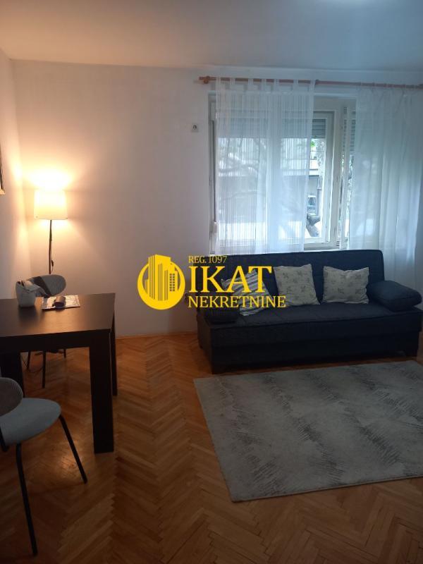 Deligradska, Jednosoban stan za izdavanje, 34m2, 500€