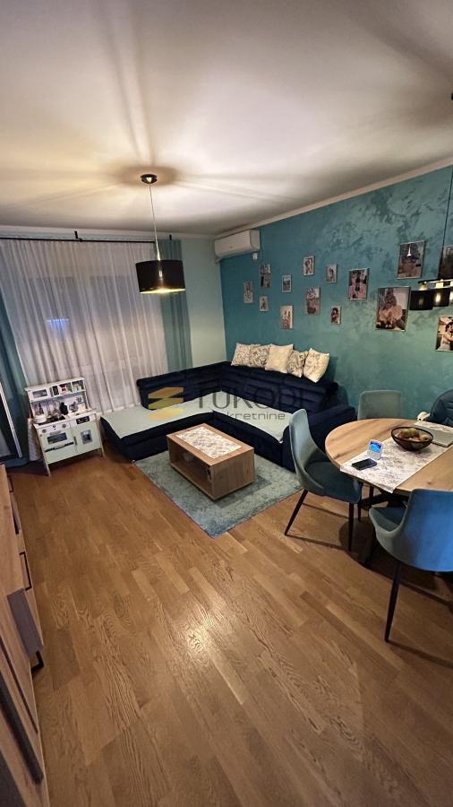 Trosoban stan na prodaju, 59m2, 195.000€