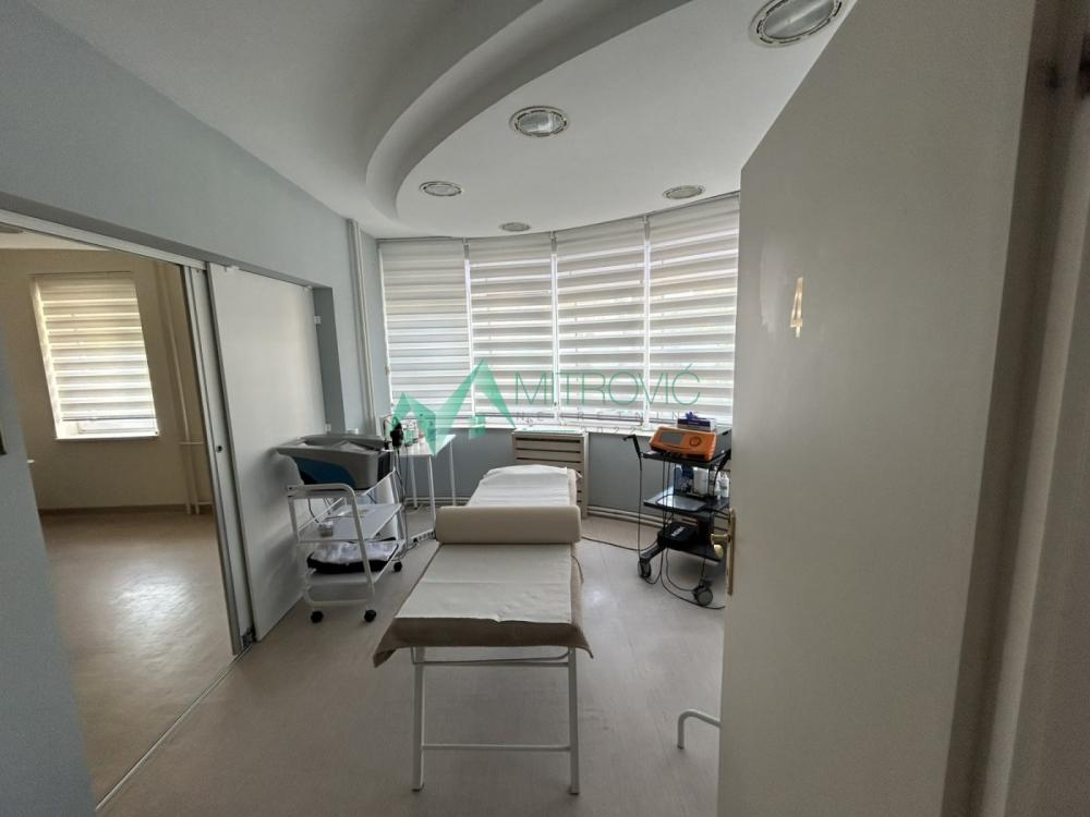 Trosoban stan na prodaju, 78m2, 204.860€