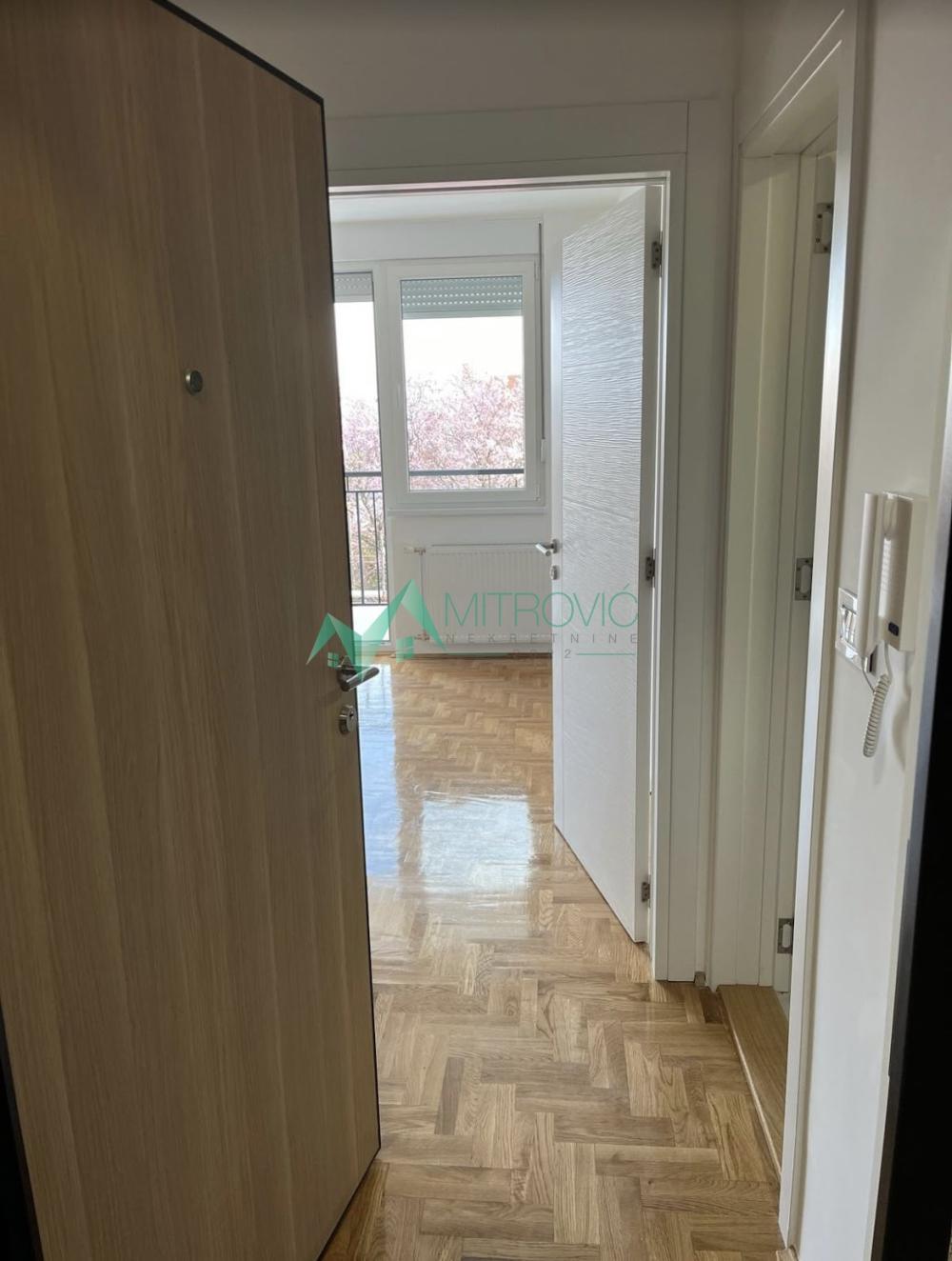 Jednoiposoban stan za izdavanje, 34m2, 350€