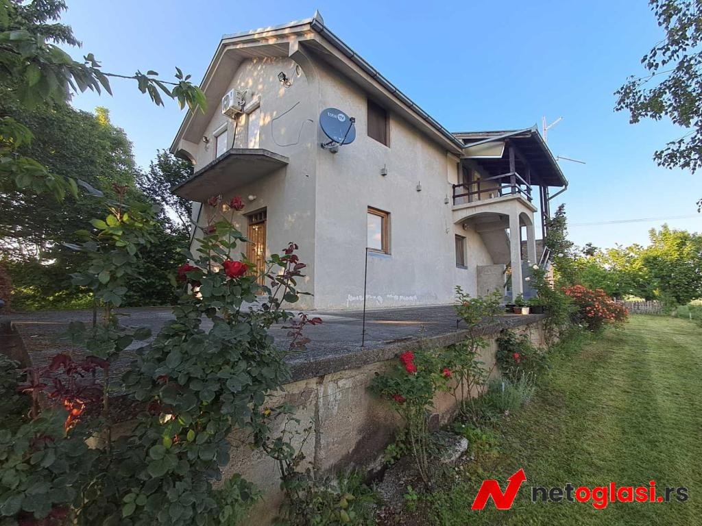 Vikendica na Fruskoj gori, 156m2