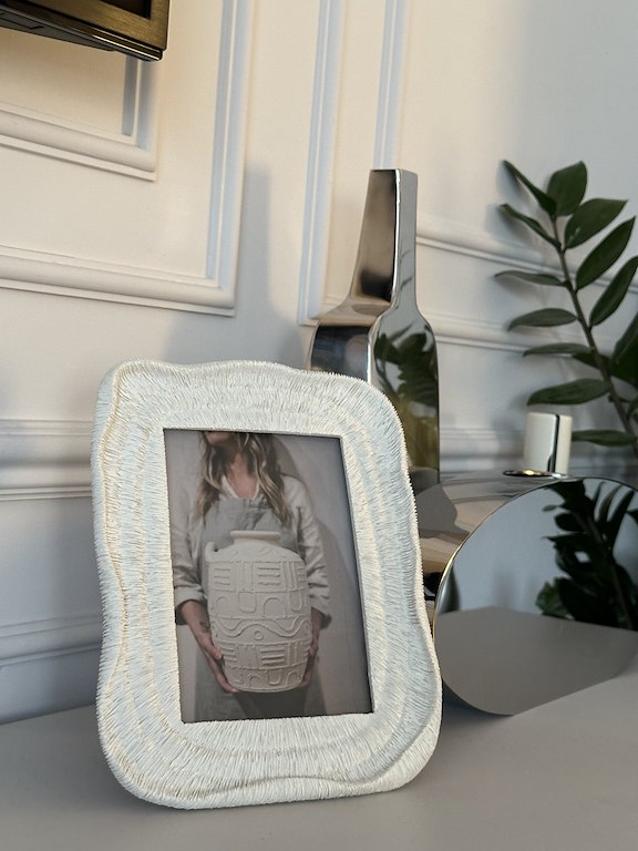 RAM ZA SLIKE – Polyrezin photo frame 13x18cm