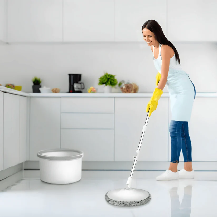 Rotirajući mop sa kofom koji se sam čisti – čistoća bez napora