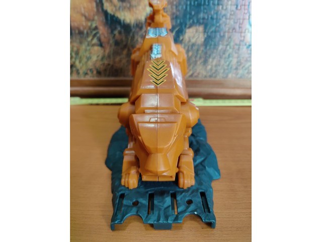 Hot Wheels Monster Trucks Sabretooth Showdown hero play