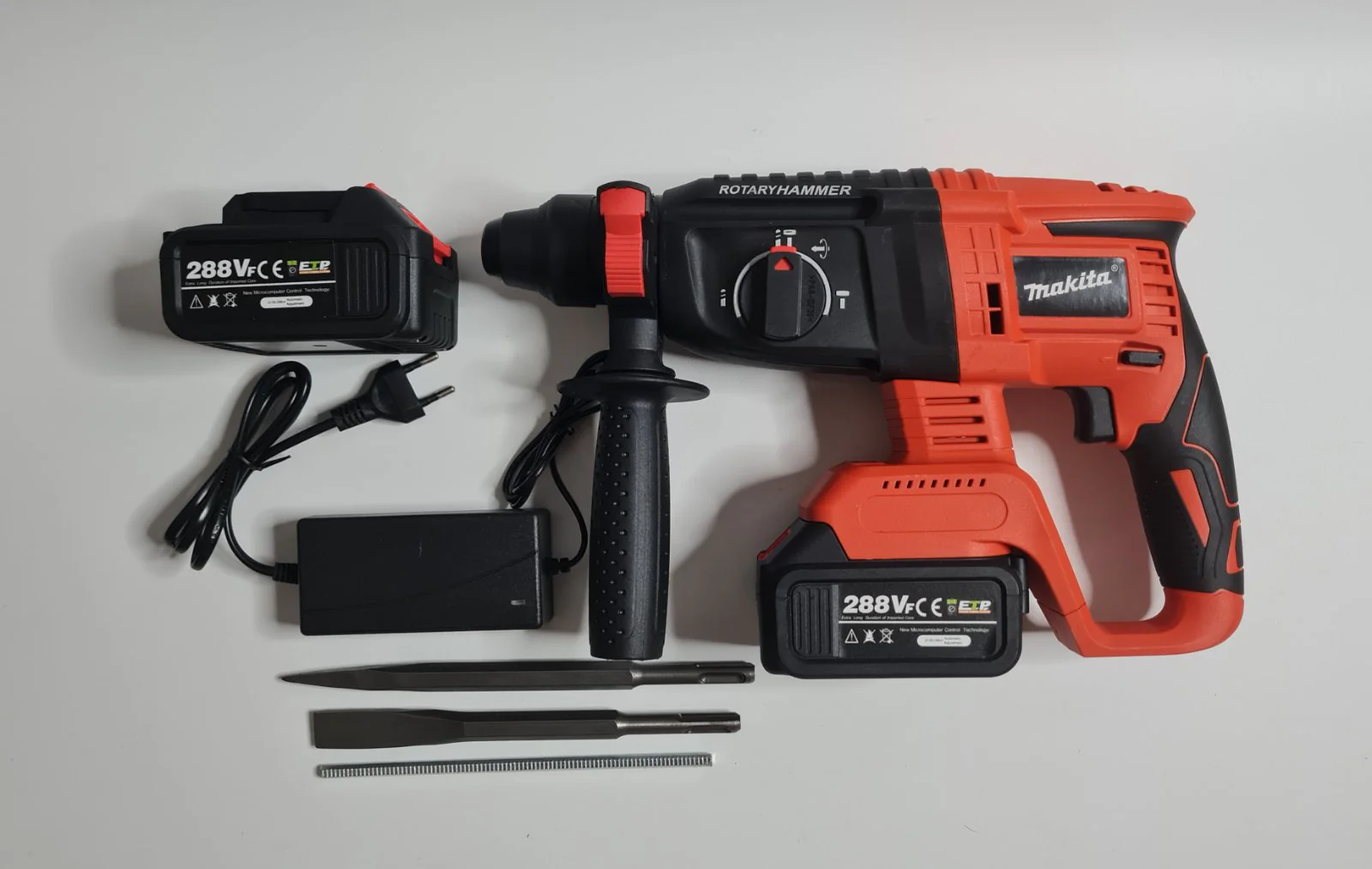 Aku hilti busilica 128v dve baterije