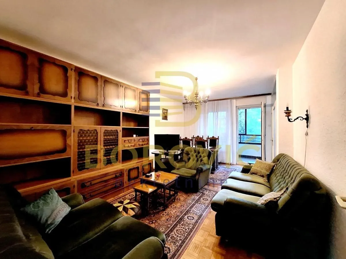 Izdavanje, trosoban stan, 73m², Crveni Krst, Beograd