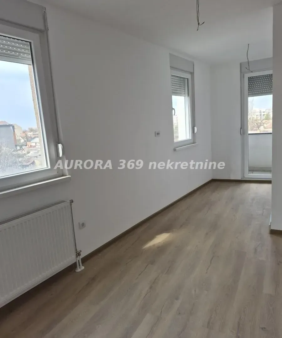Prodaja, dvosoban stan, 52m², Ruma, Srbija