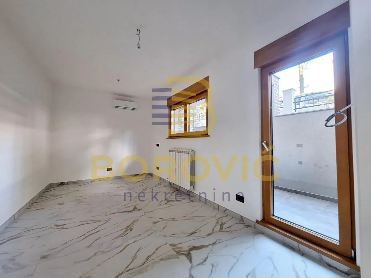 Prodaja, garsonjera, 29m², Kluz, Zvezdara Sve Podlokacije