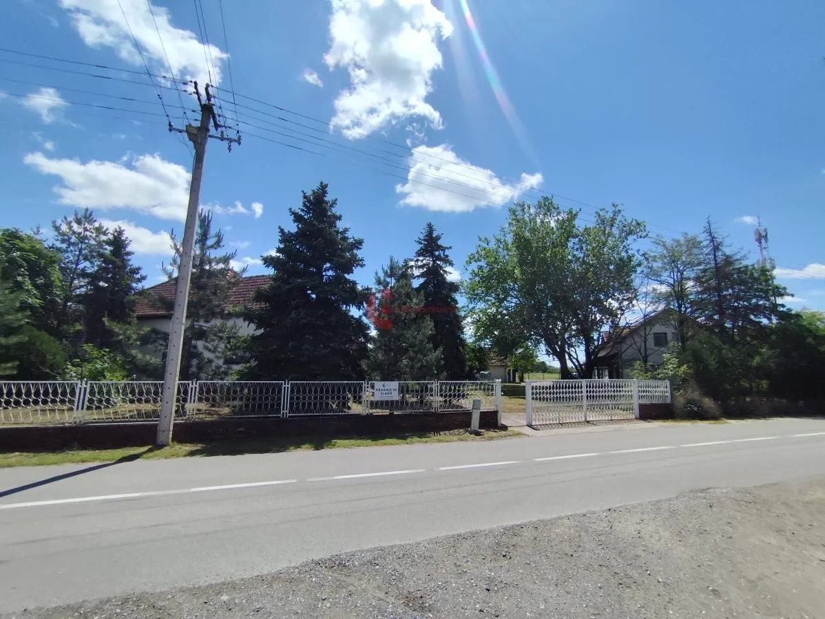 Prodaja, kuća, 880m², Bački Vinogradi, Subotica