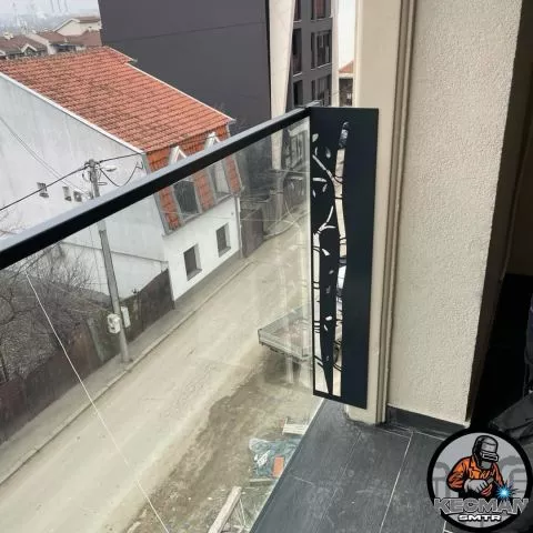 CNC STAKLENA OGRADA