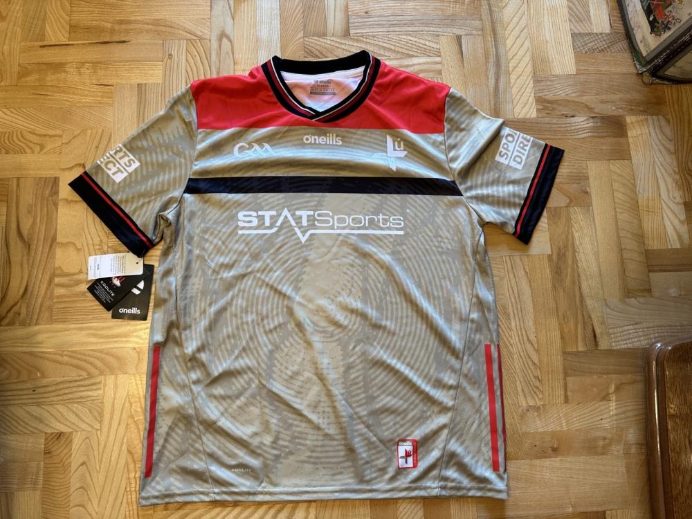 Muski sportski dres Oneills XL novo