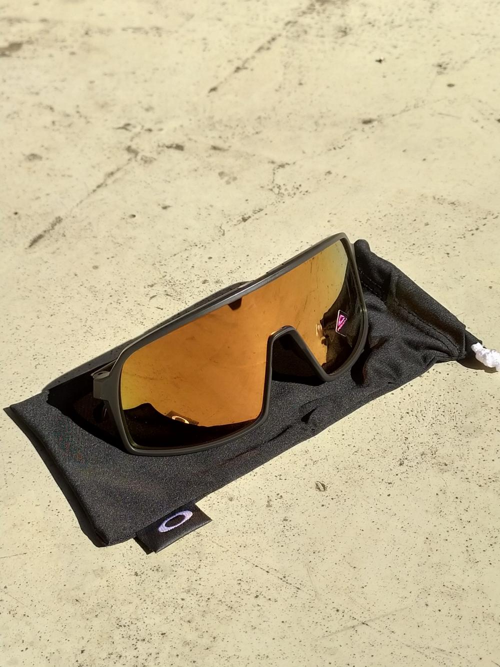 Oakley Sutro S