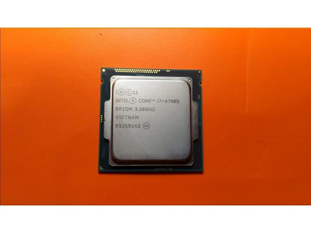 Intel i7-4790S 8(4+4) jezgra Četvrta generacija