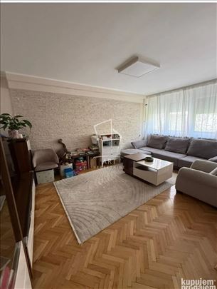 Voždovac, namešten 4.0 stan,renoviran ID#15173