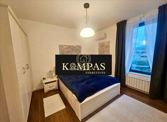 Luksuzan stan 54m² sa garažom u ekskluzivnom kompl