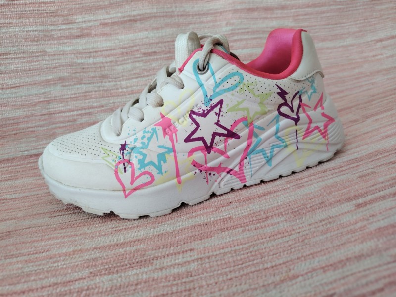 SKECHERS patike 32