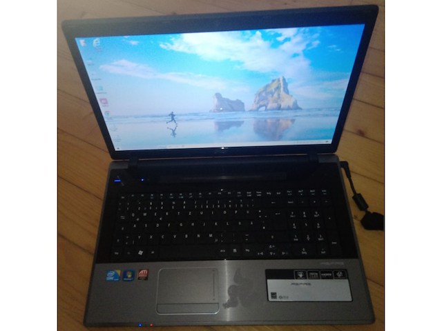 Laptop Acer 7745G/i7-740QM/8gb ddr3/ssd