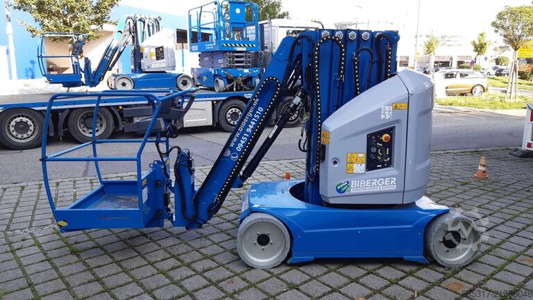 Vertikalni stubni podizač
JLG Toucan 12E+