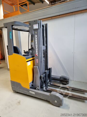Reach truck
Jungheinrich mit lediglich 320Stunden ETV 216