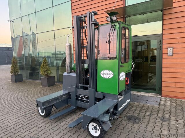 četvorosmerni viljuškar
Combilift C2500 /perfect /compact/Only 4819 hours