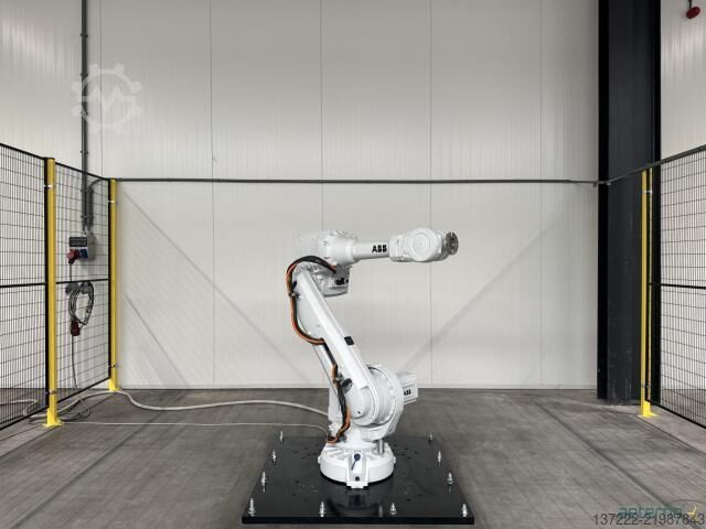 Renovirani robot sa garancijom od 1 godine
ABB 4600-45/2.05