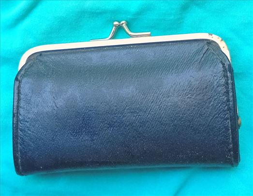 Vintage ženski mali novčanik.