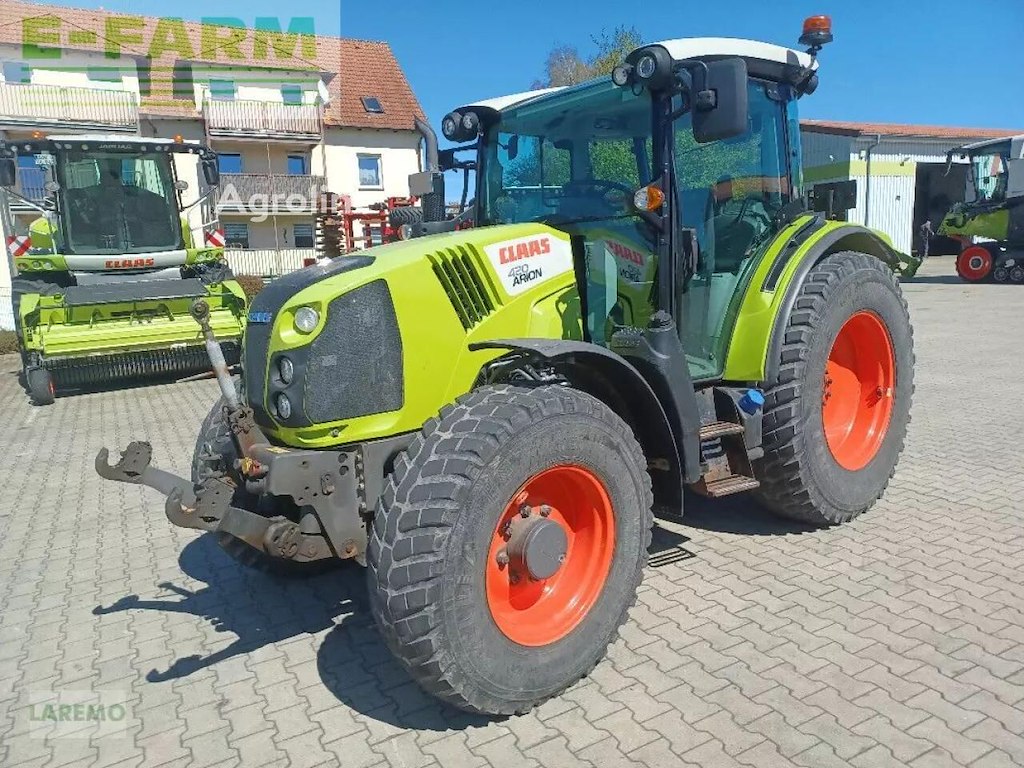 Claas arion 420 traktor točkaš