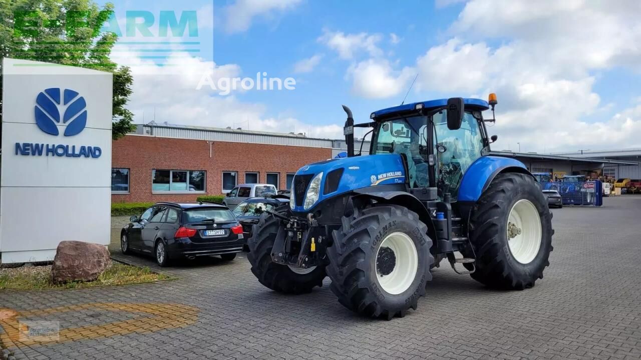 New Holland T7.220 Auto Command traktor točkaš