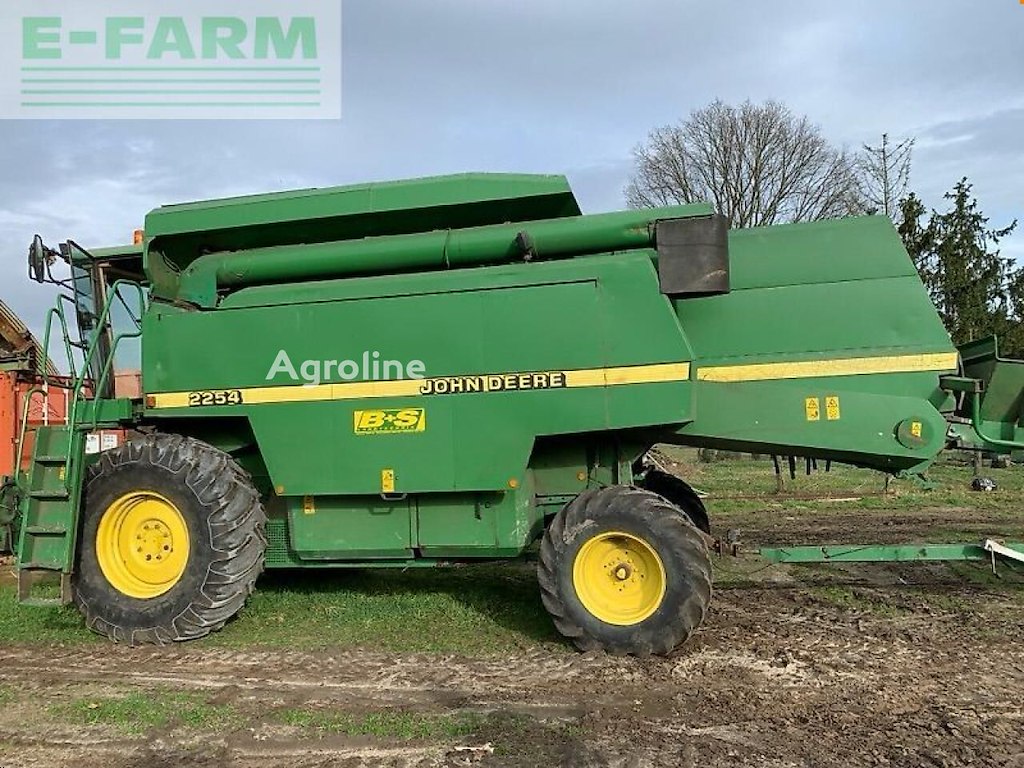 John Deere 2254 mähdrescher kombajn za žito