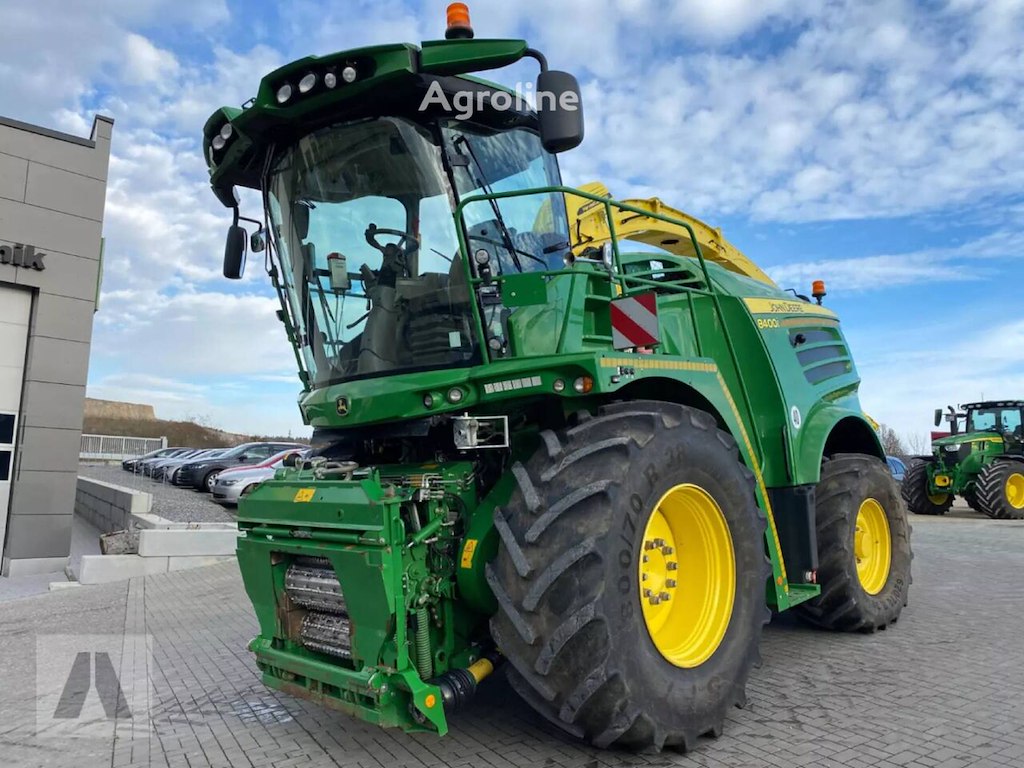 John Deere 8400i krmni kombajn