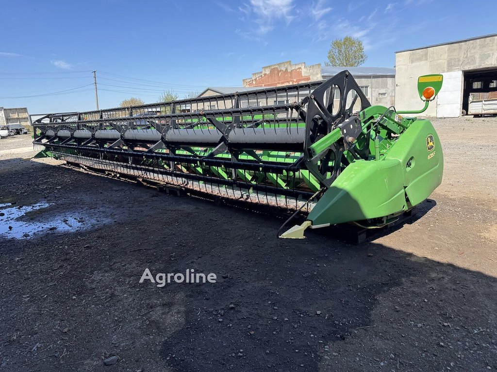 John Deere 635F adapter za žito