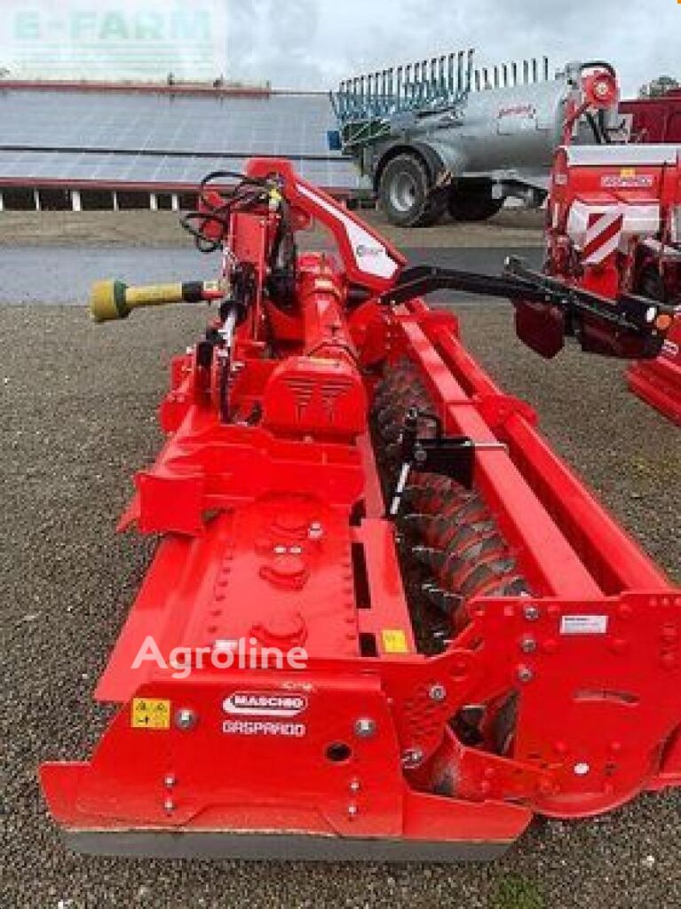 Maschio aquila super 6000 mit zahnpackerwalze vorführmas tanjirača
