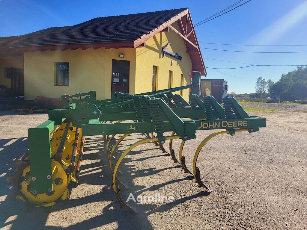 John Deere Cultivator de miriste John Deere second hand - in stoc! kultivator